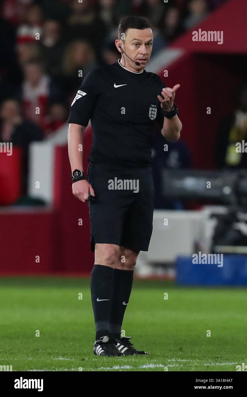 Referee Tony Harrington during the Nottingham Forest FC v Ipswich Town ...