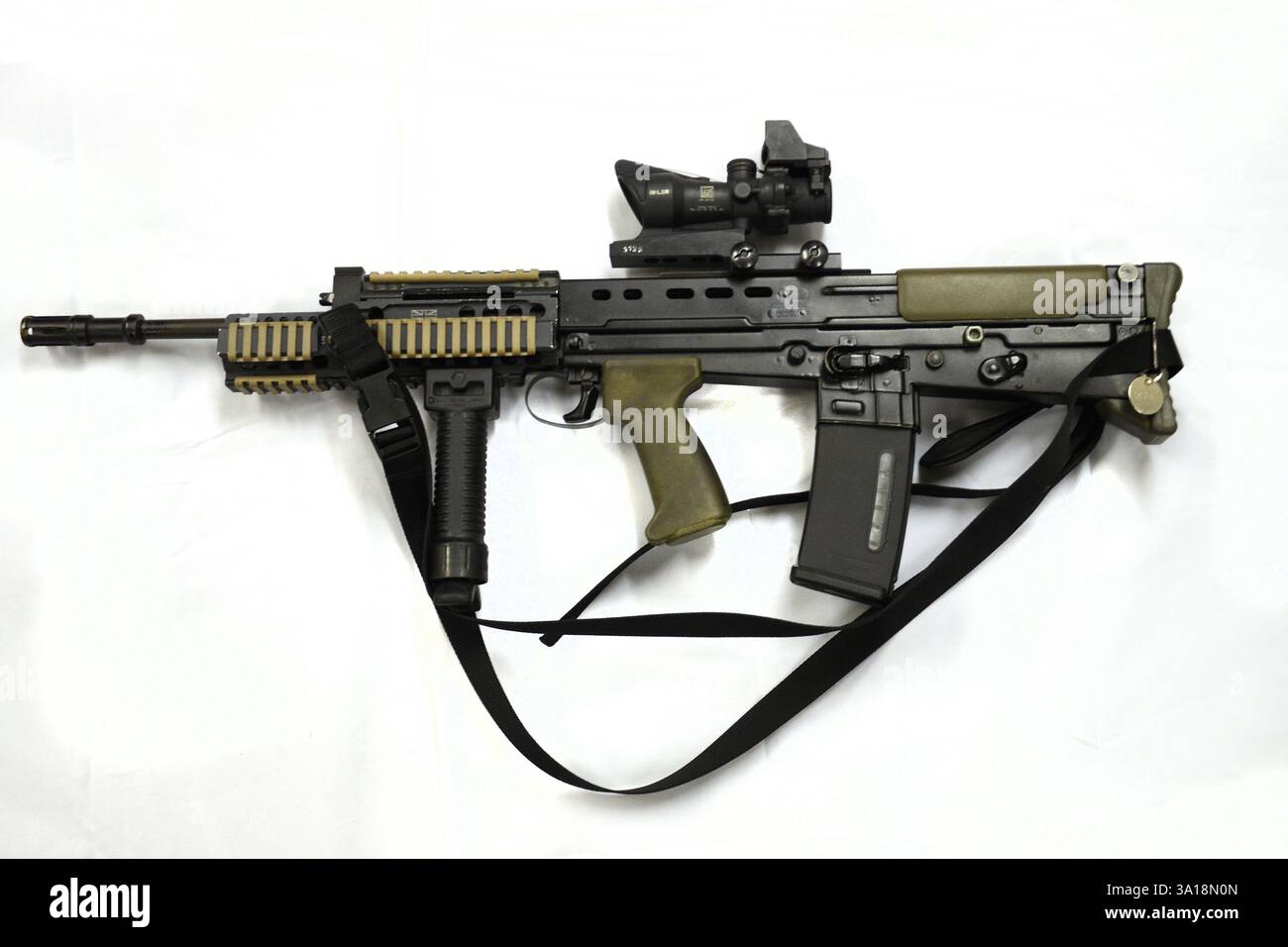 L85A2 SA80 5.56mm UK Current Stock Photo - Alamy