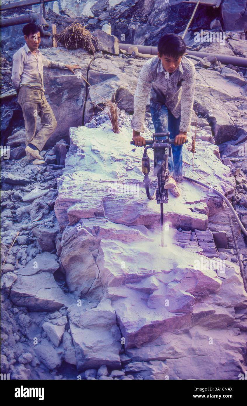 Malaysia tin mine hi-res stock photography and images - Alamy