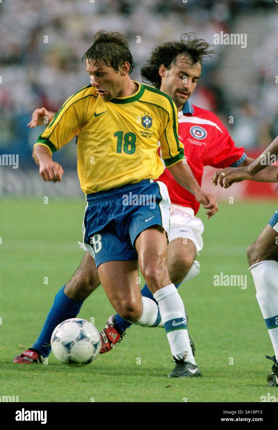 World cup 1998 chile hi-res stock photography and images - Alamy