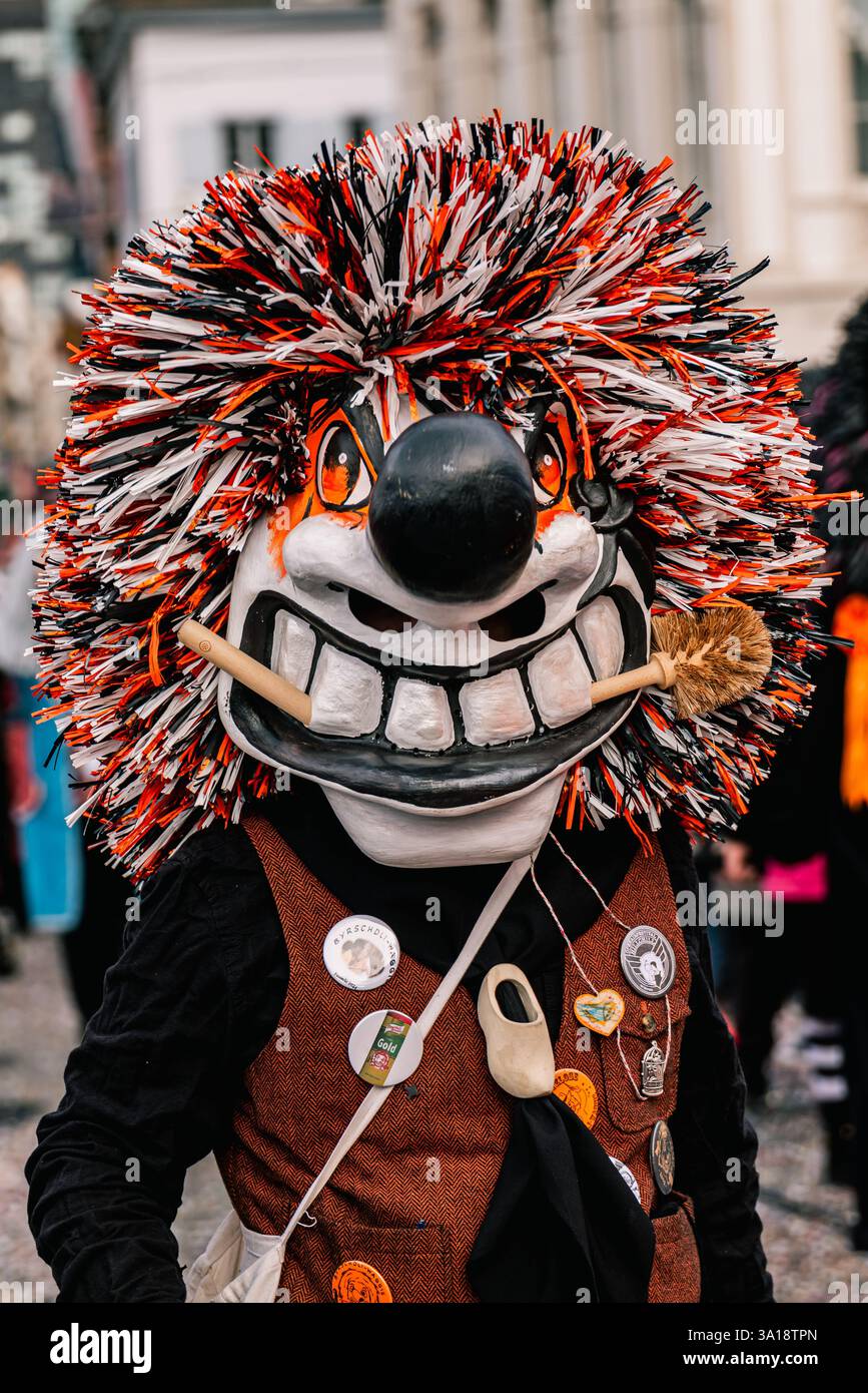 Basler Fasnacht parade (Cortege) with groups in full costume Stock ...