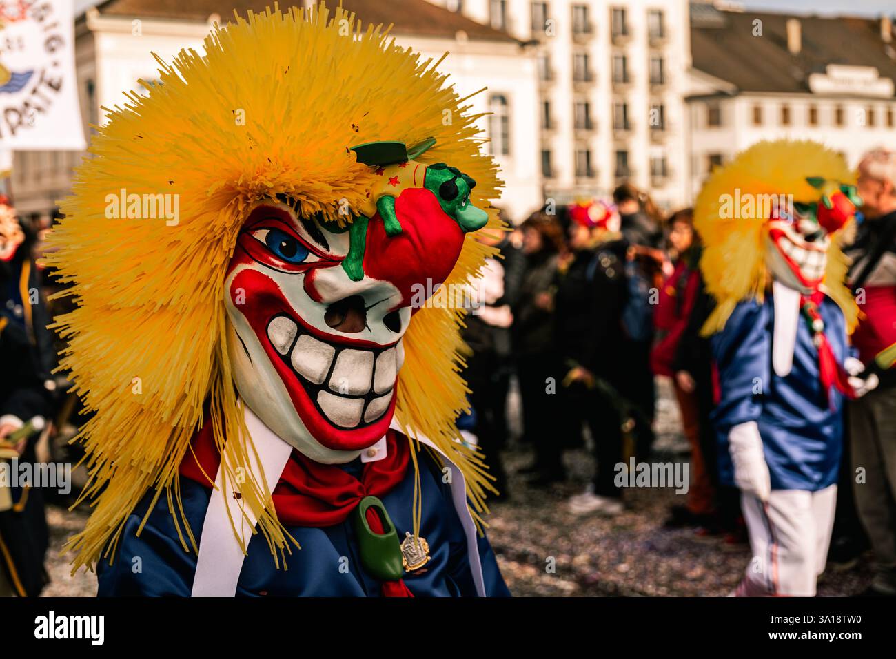 Basler Fasnacht parade (Cortege) with groups in full costume Stock ...