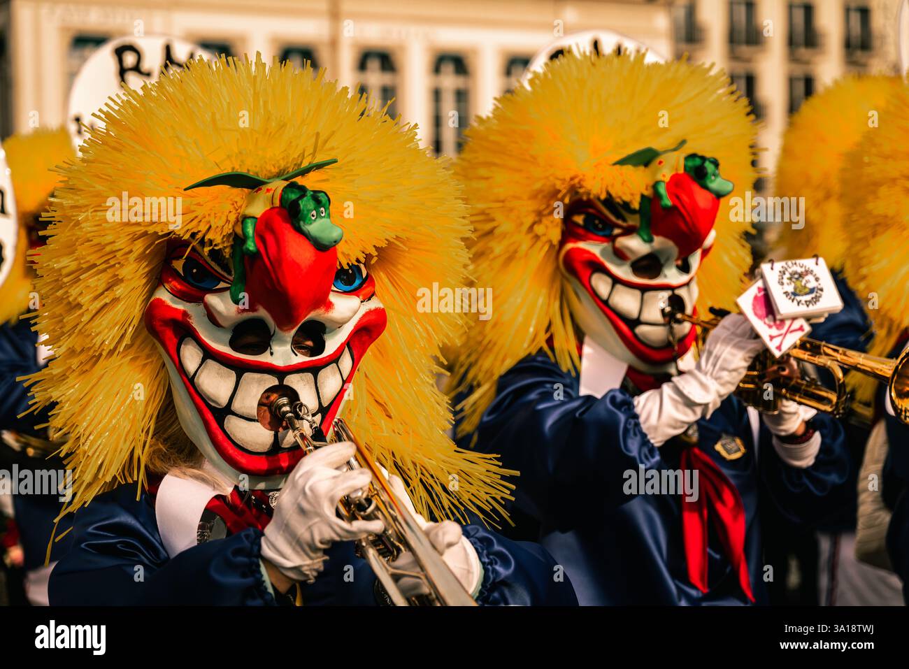 Basler Fasnacht parade (Cortege) with groups in full costume Stock ...