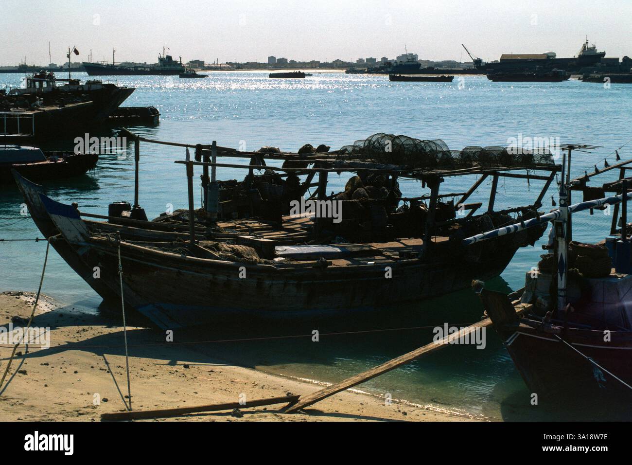Bahrain 1979 – archive image of fishing boats moored in the dhow ...