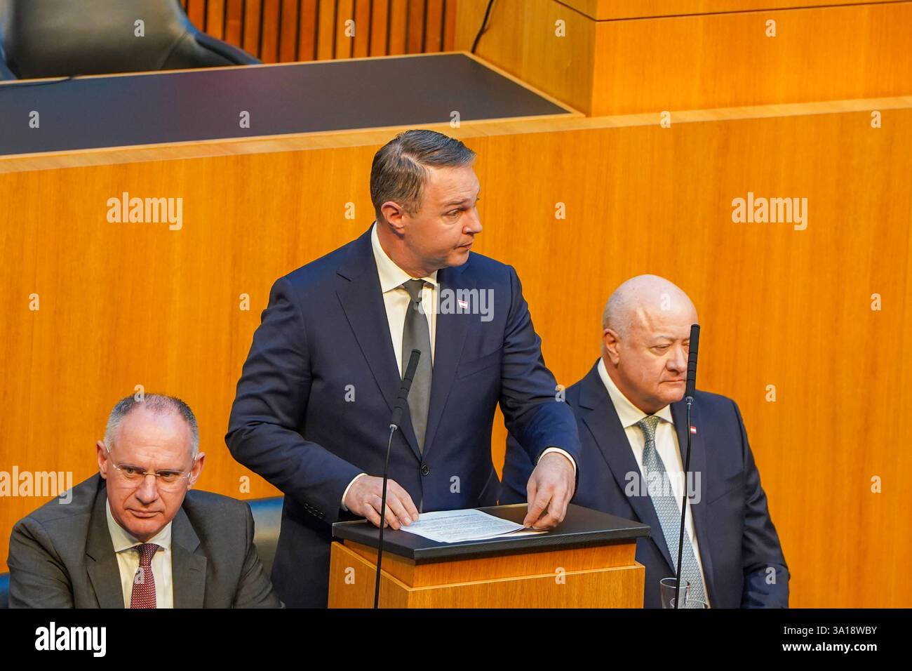 Wien, Europa, 7. März 2025, Nationalratssitzung - neue Bundesregierung Österreich stellt sich ...