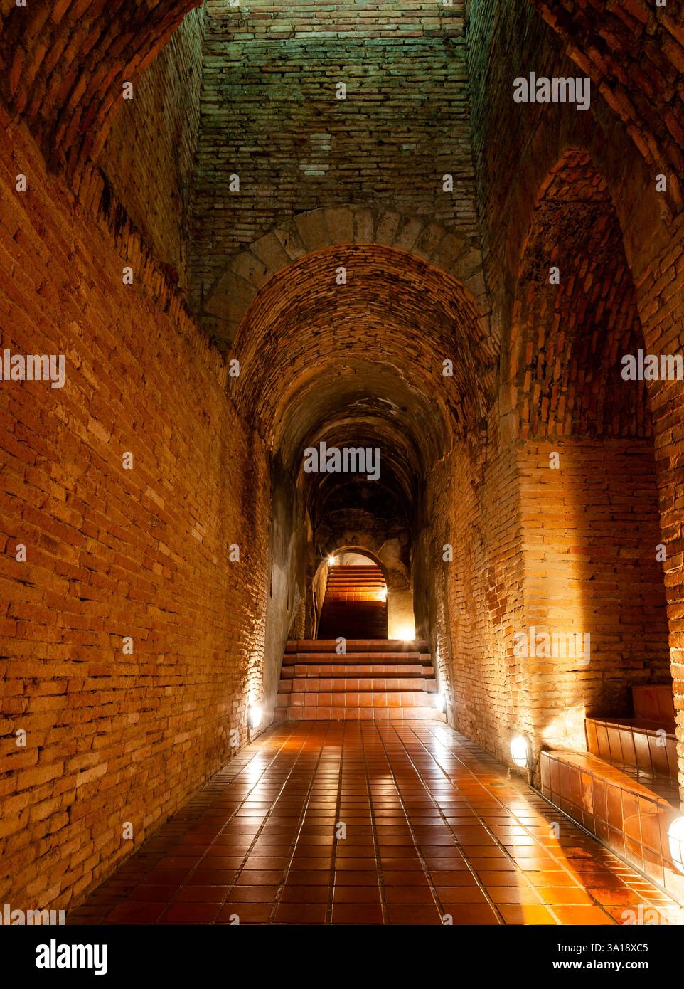 Wat umong tunnel temple hi-res stock photography and images - Alamy