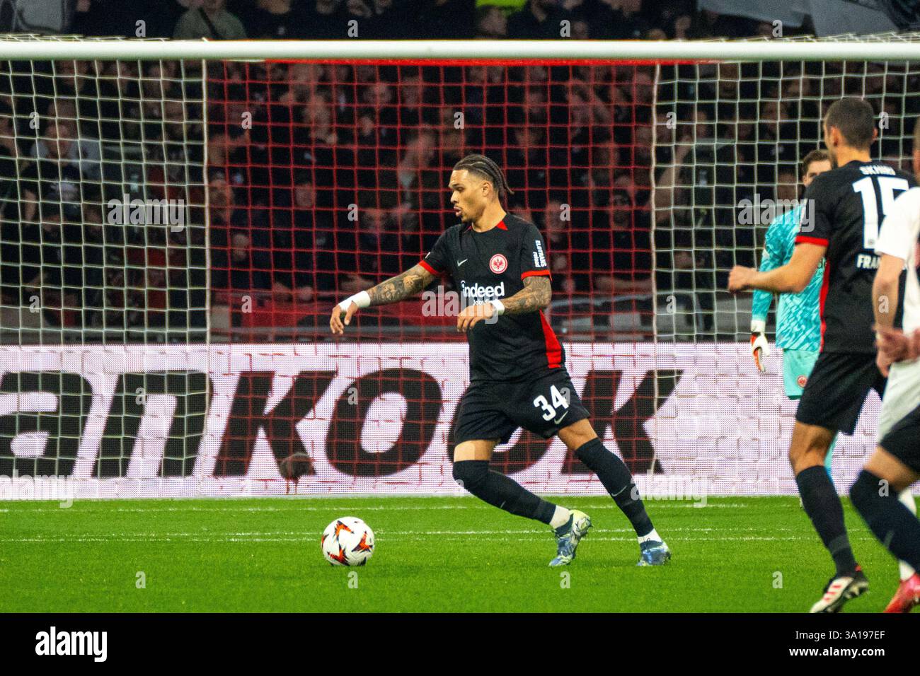 Amsterdam, Niederlande. 06th Mar, 2025. Nnamdi Collins (Eintracht ...