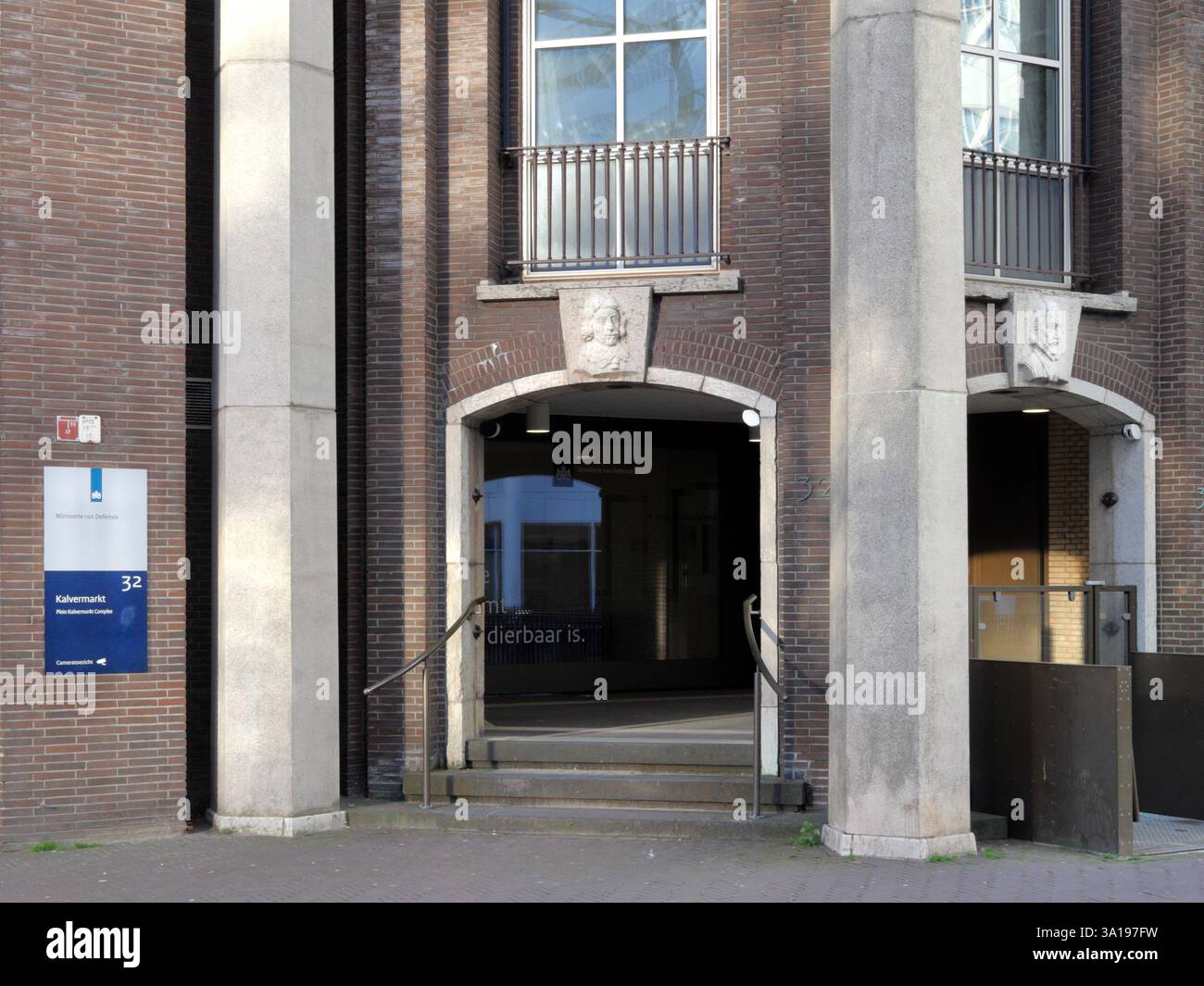 Dutch ministry of defense hi-res stock photography and images - Alamy