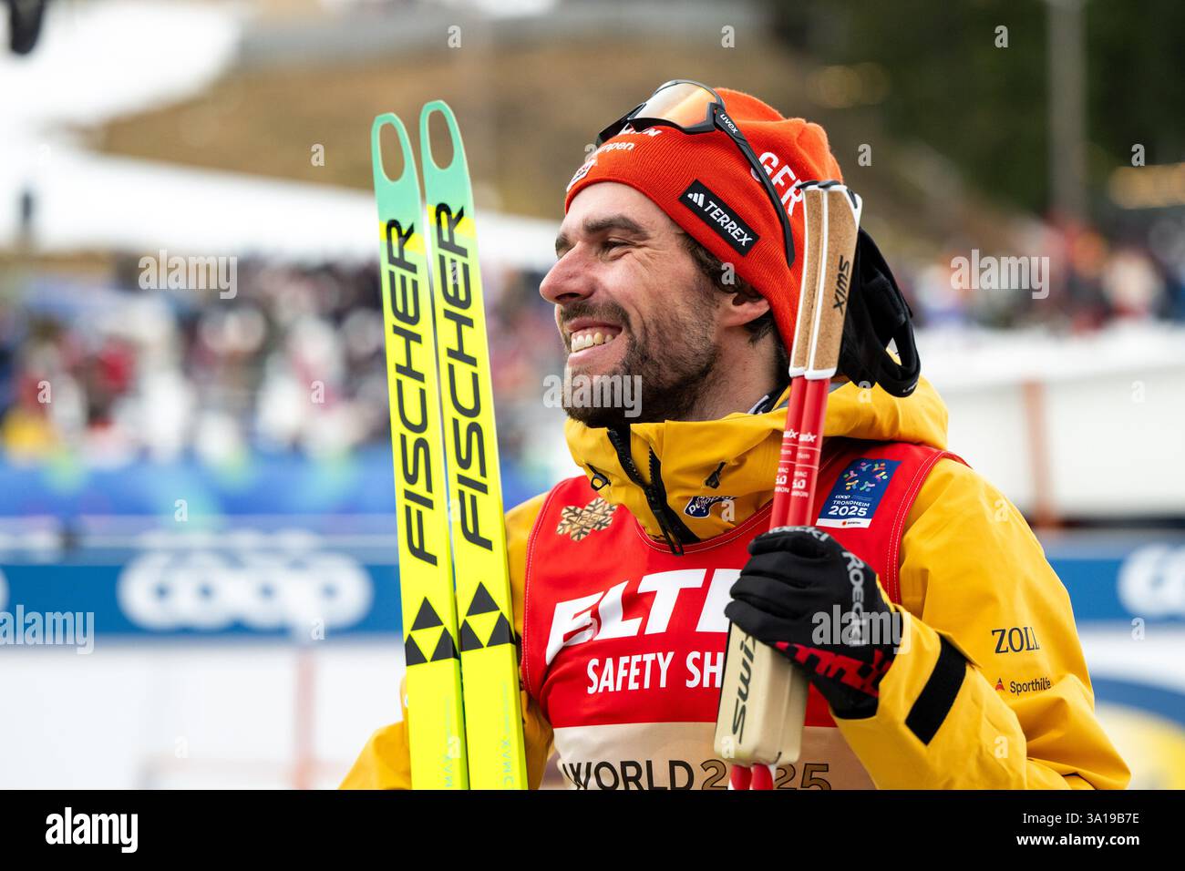 Trondheim, Norwegen. 07th Mar, 2025. RYDZEK Johannes (Deutschland) lacht im Ziel, NOR, FIS ...