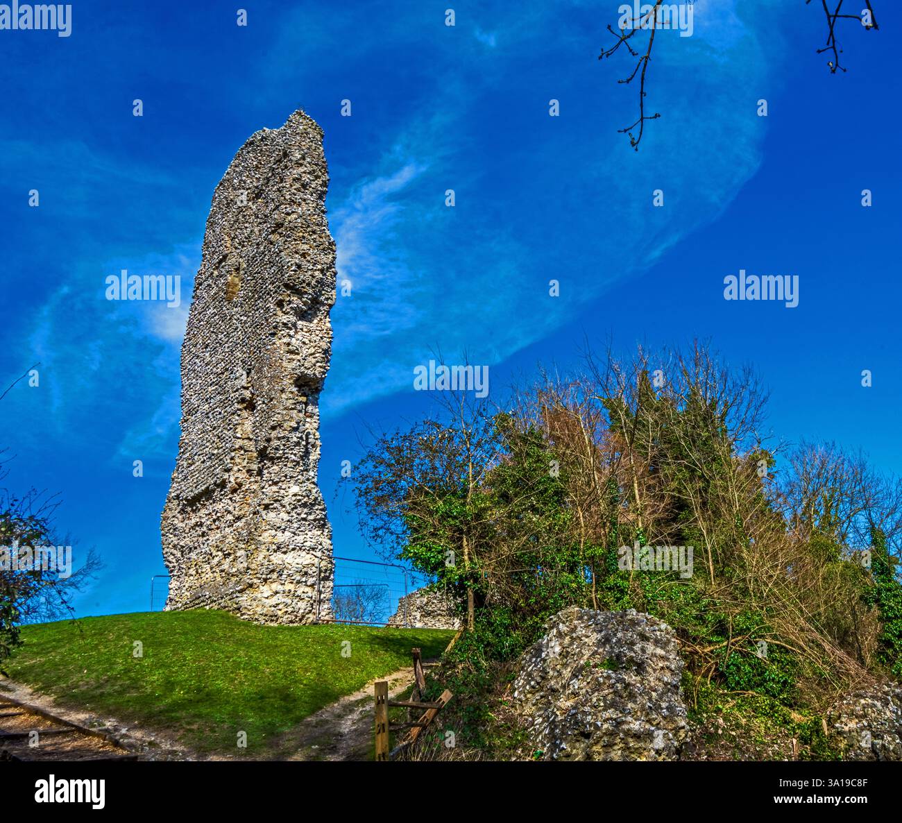 The Gatehouse Tower Bramber Castle. W Sussex. UK Stock Photo - Alamy