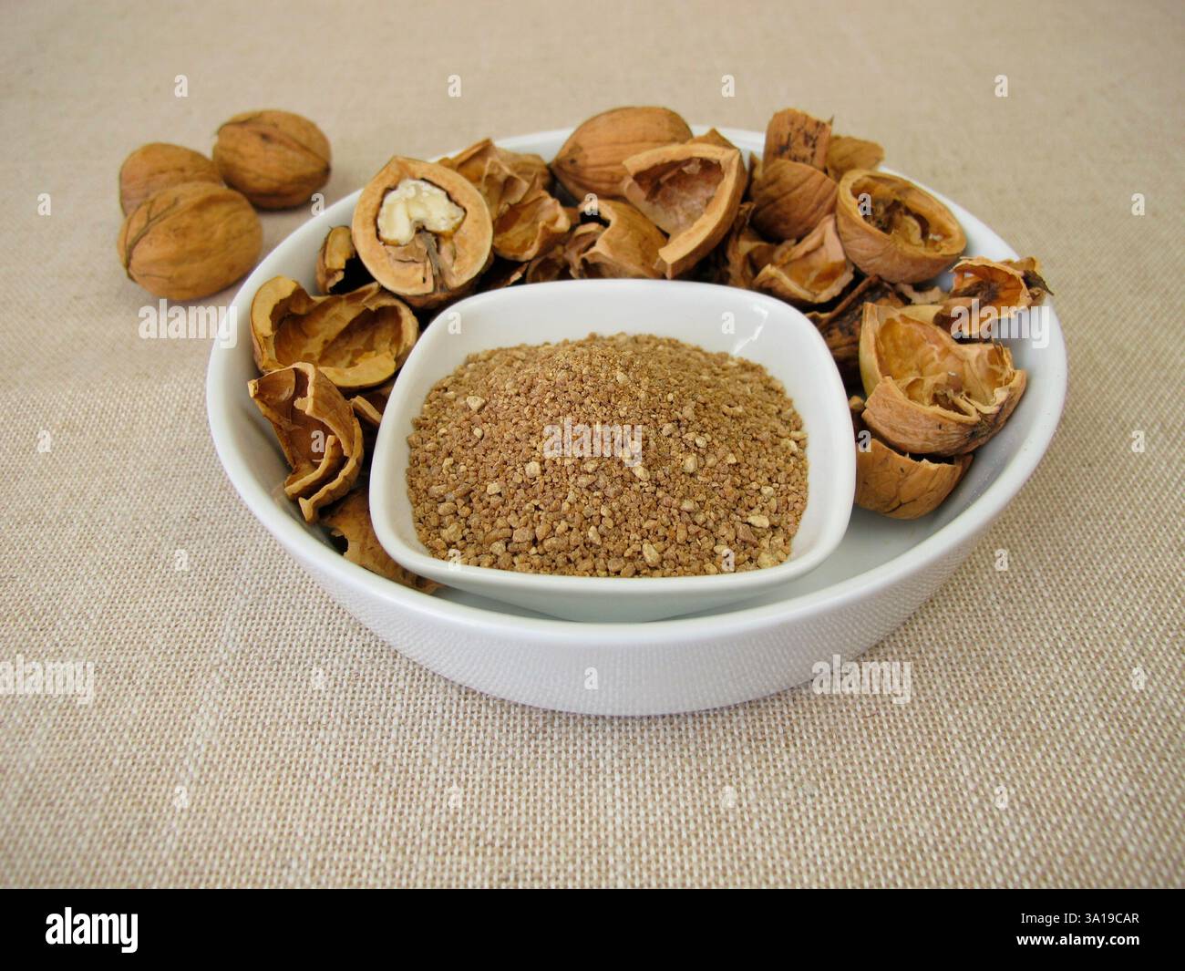 Walnut granules hi-res stock photography and images - Alamy