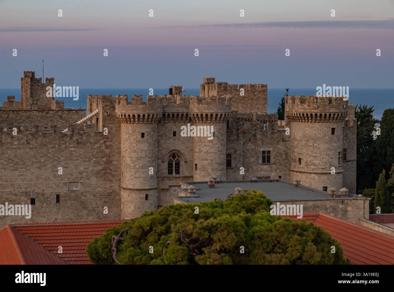 Palace grand master sunset hi-res stock photography and images - Alamy