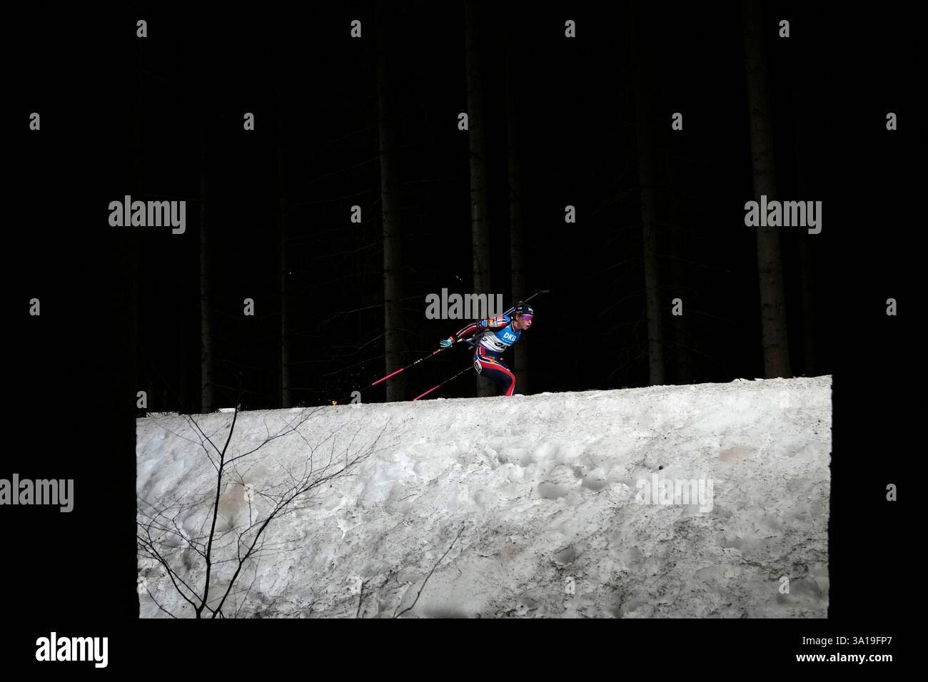 Ingrid Landmark Tandrevold competes during the women's 7.5 km sprint ...