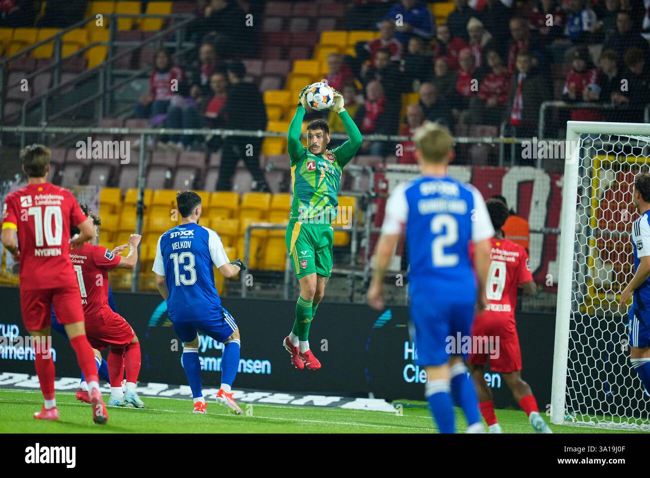 Farum, Denmark. 07th Mar, 2025. Superligakampen mellem FC Nordsjaelland ...