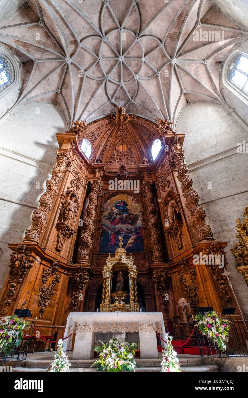High Altar and sculpture of Our Lady of the Market, late Romanesque ...