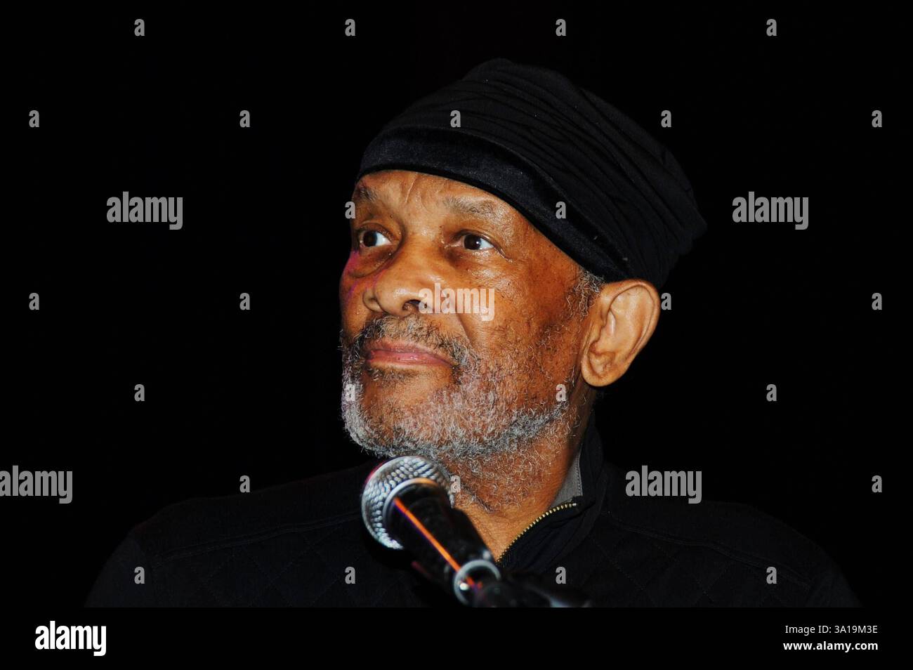 Roy edward ayers hi-res stock photography and images - Alamy