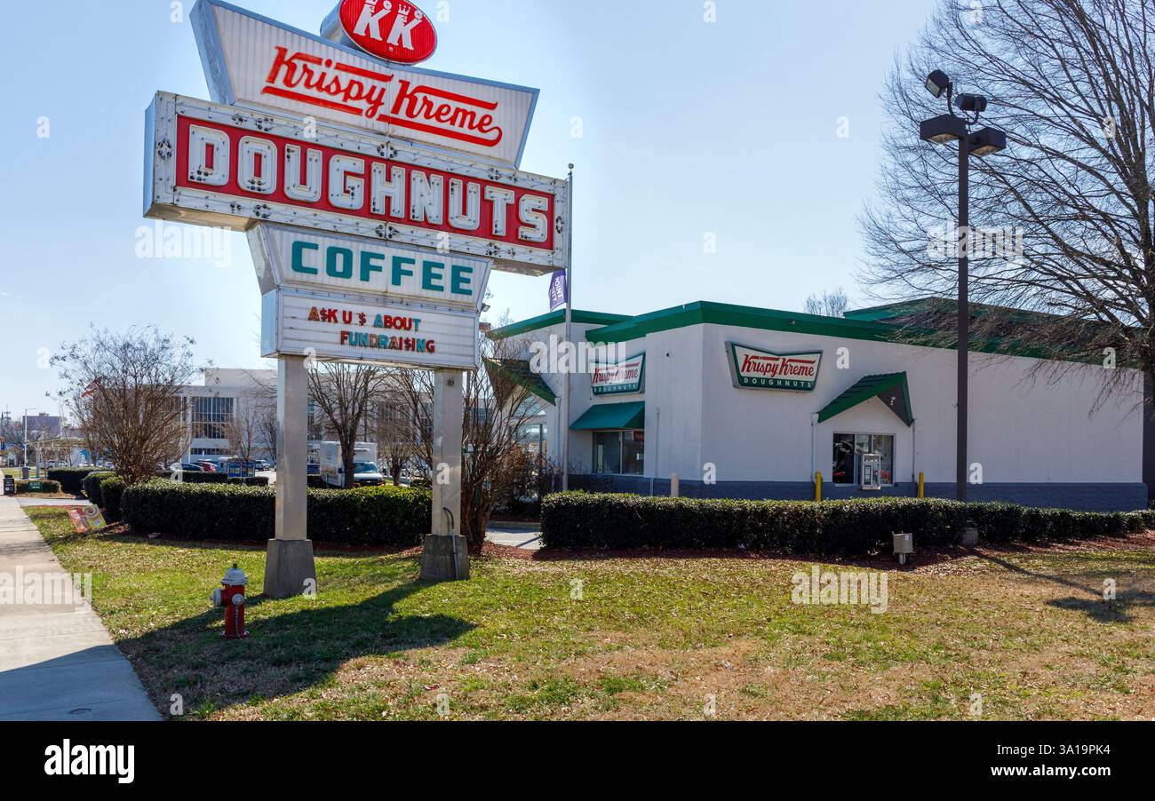 High Point, North Carolina-3 March 25: Krispy Kreme Doughnut shop ...