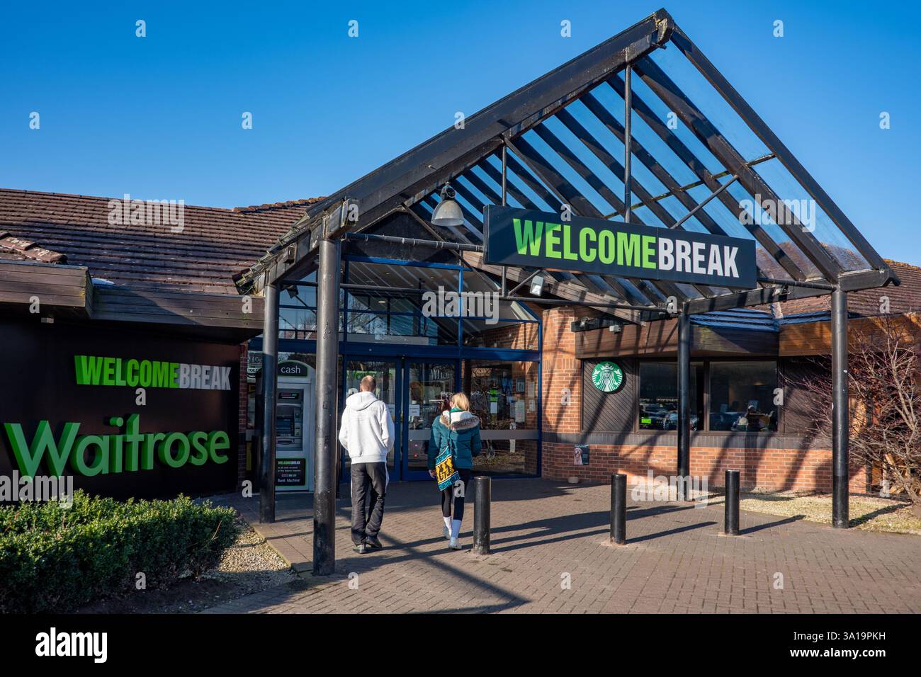 M40 service hi-res stock photography and images - Alamy