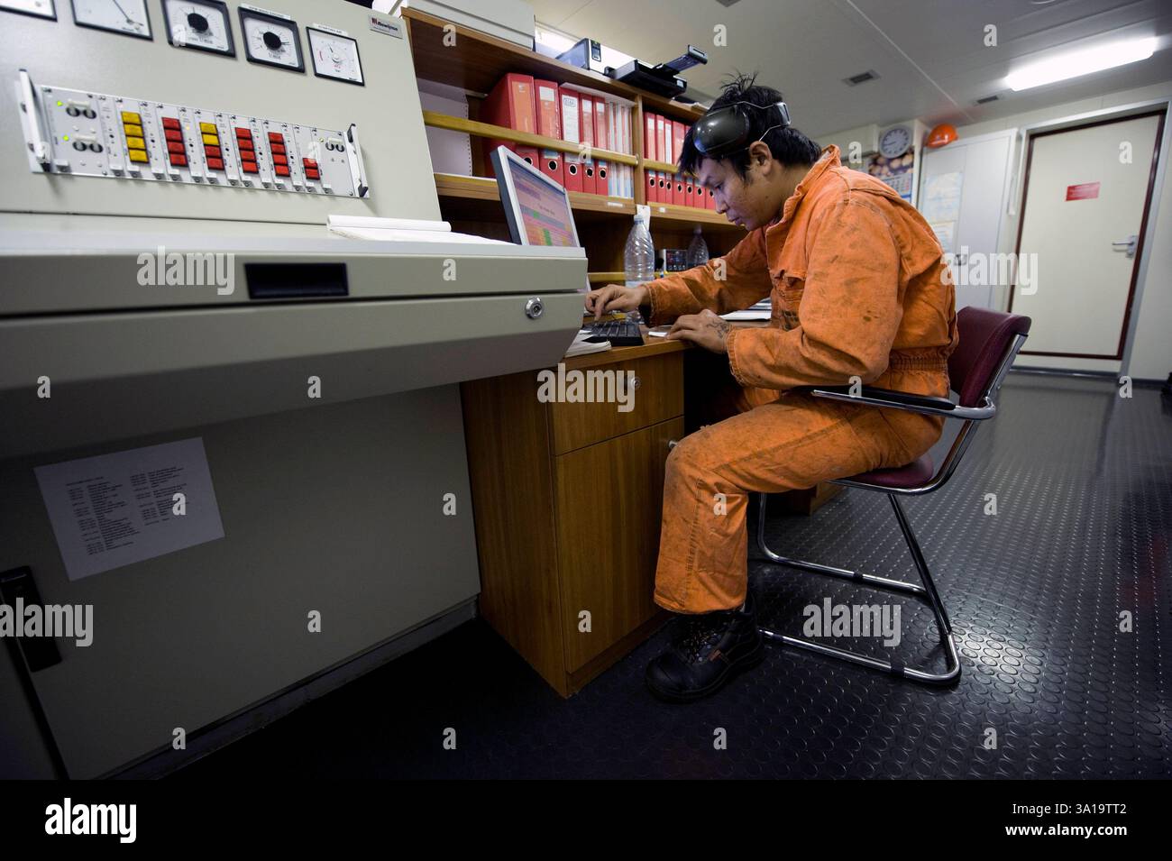 Ships Engineer s Assistant. Phillipinian Engineer s Assistant Working ...