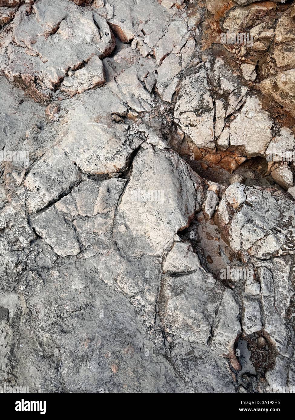 Steinboden Spain 20250220 Symbolbild, Felsen auf Mallorca *** Stone floor Spain 20250220 ...