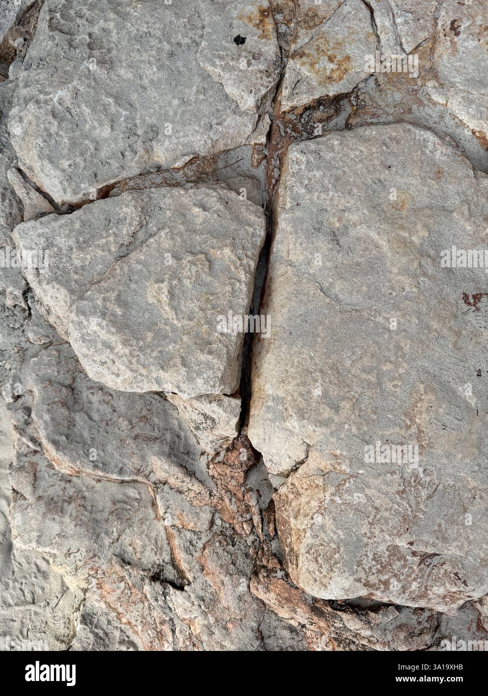 Steinboden Spain 20250220 Symbolbild, Felsen auf Mallorca *** Stone floor Spain 20250220 ...