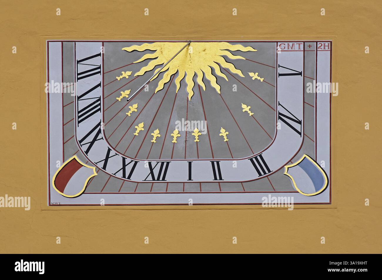 Sundial on a house wall in Upper Bavaria Stock Photo - Alamy