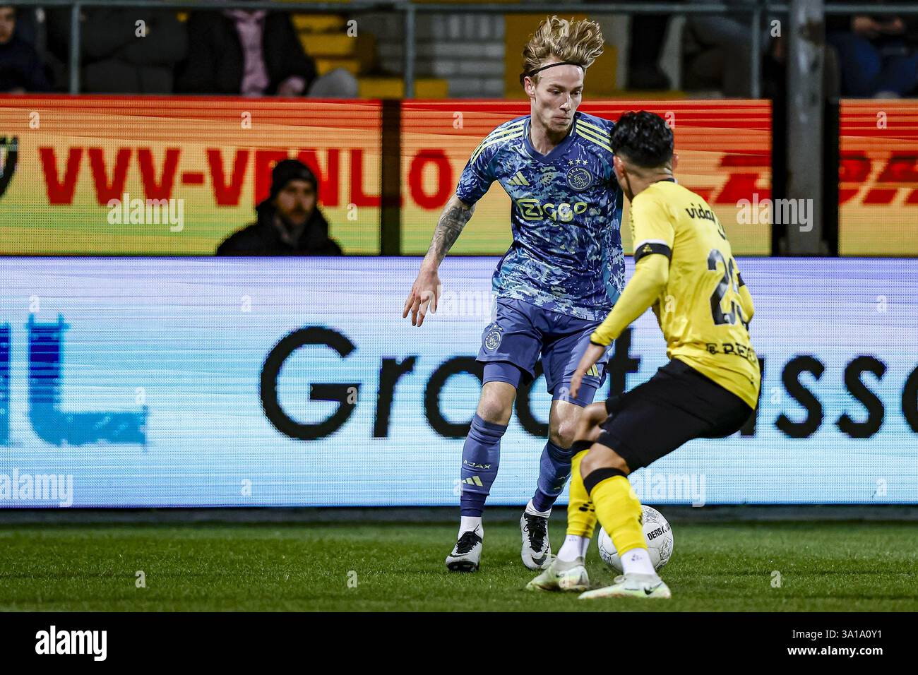 VENLO, 07-03-2025, Covebo Stadium - De Koel, football, Keukenkampioen ...