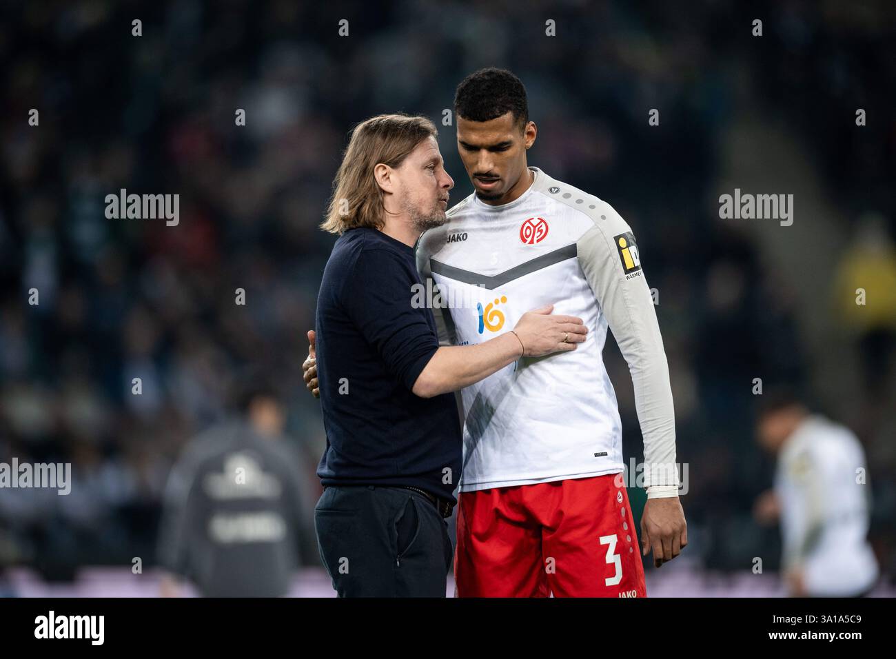 07 March 2025, North Rhine-Westphalia, Mönchengladbach: Soccer: Bundesliga, Borussia ...