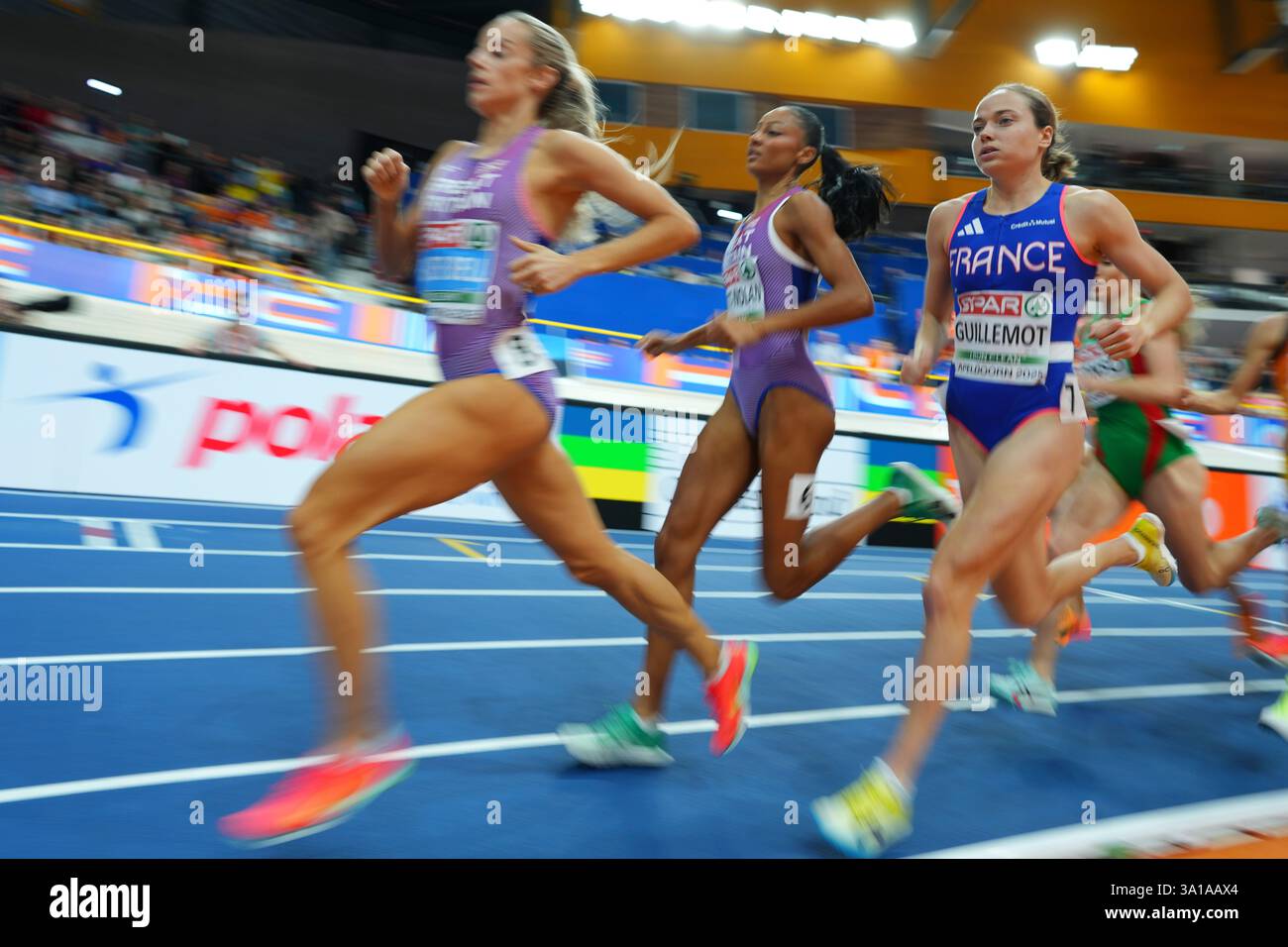 From the left, United Kingdom's Georgia Hunter Bell and Revee Walcott ...