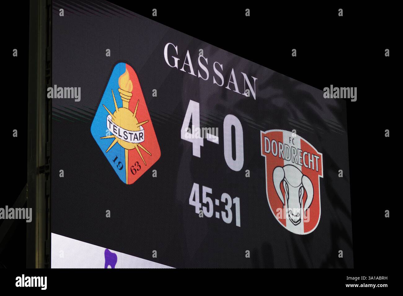 VELSEN, 07-03-2025, 711 Stadion. Dutch Football, Keuken Kampioen ...