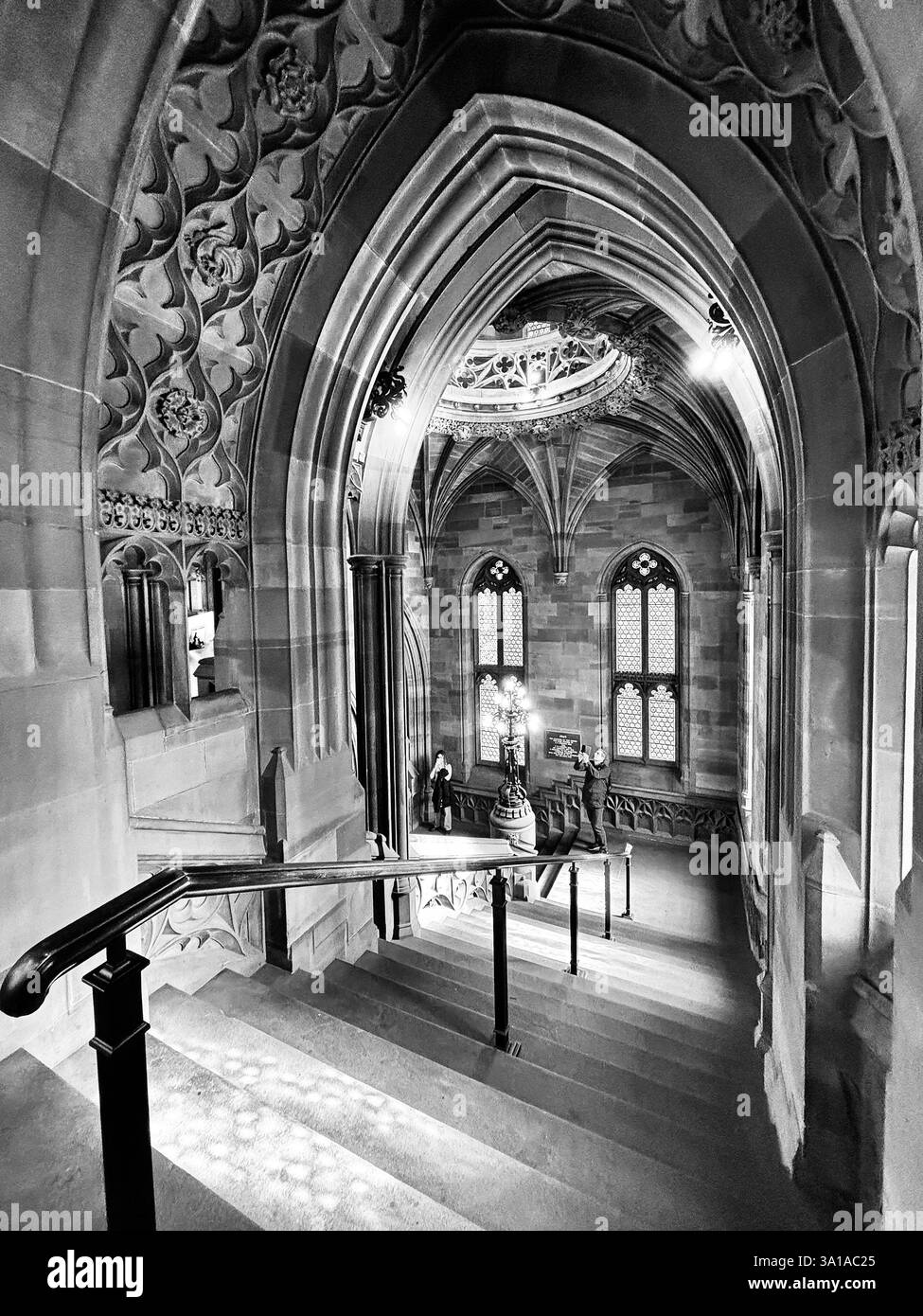 The stunning interior of the Neo-gothic style 'John Rylands Research ...