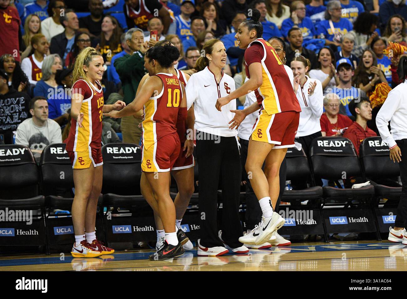 LOS ANGELES, CA - MARCH 01: USC Trojans guard JuJu Watkins (12 ...