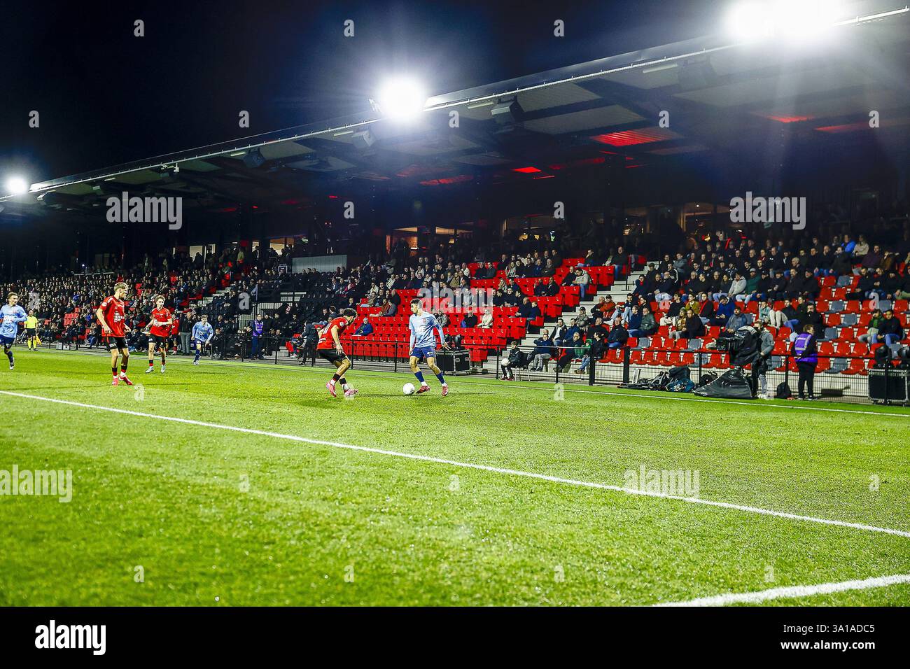 HELMOND, 07-03-2025. GS Staalwerken stadium. Keuken Kampioen Divisie ...
