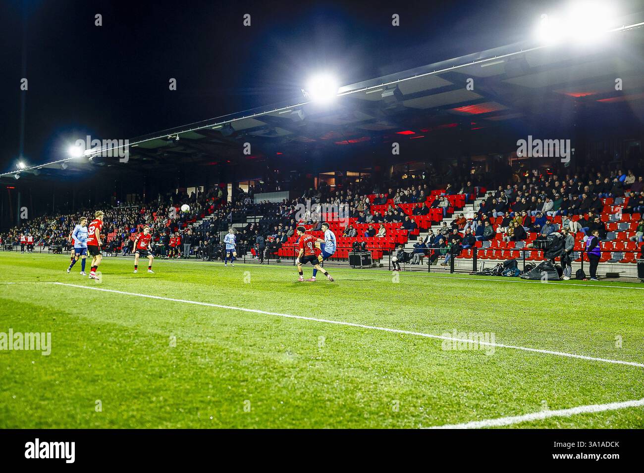 HELMOND, 07-03-2025. GS Staalwerken stadium. Keuken Kampioen Divisie ...