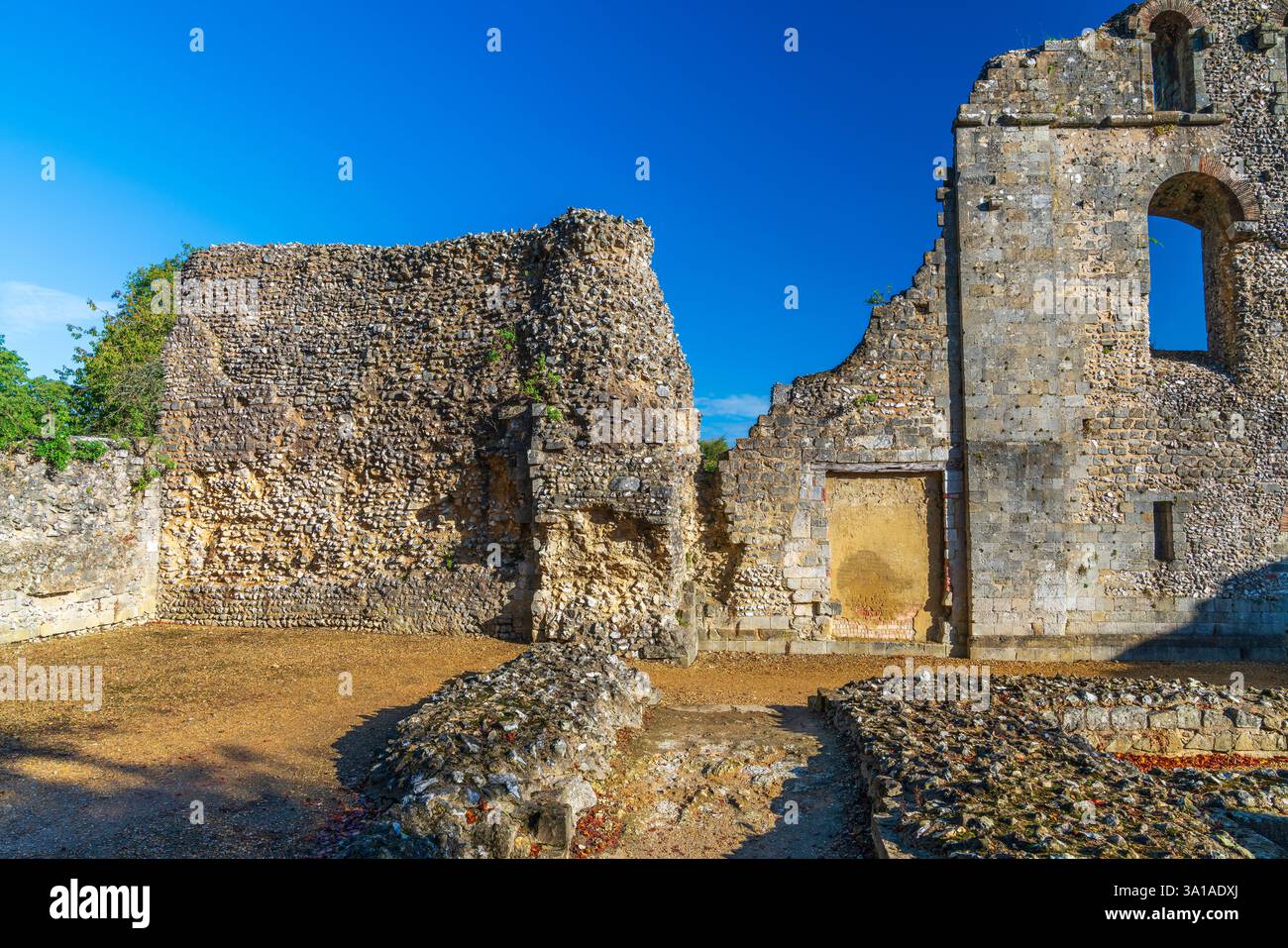 Wolvesey Castle or the Old Bishop's Palace, Winchester, Hampshire ...