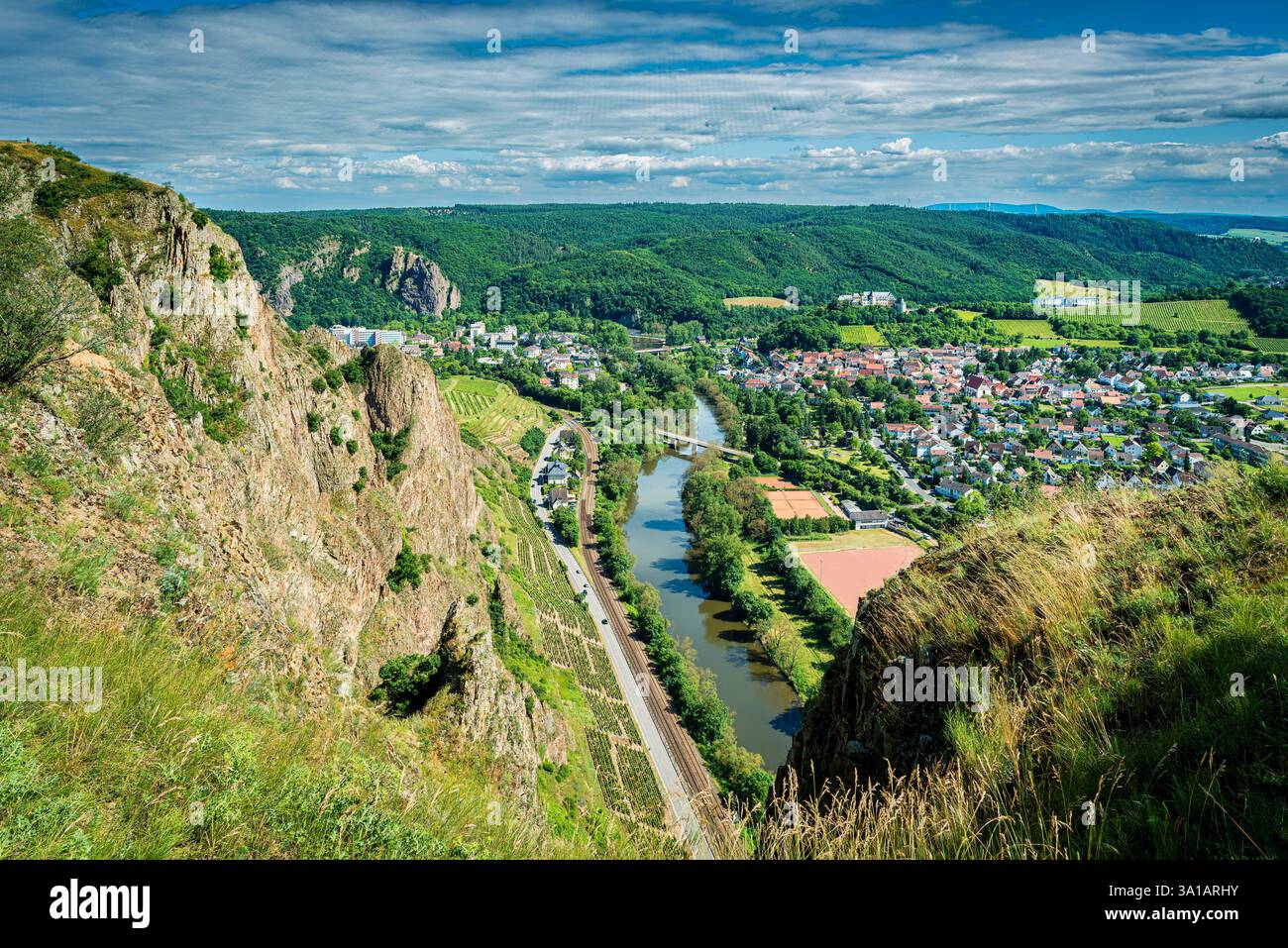 High-resolution panorama of the spa town of Bad Münster am Stein ...