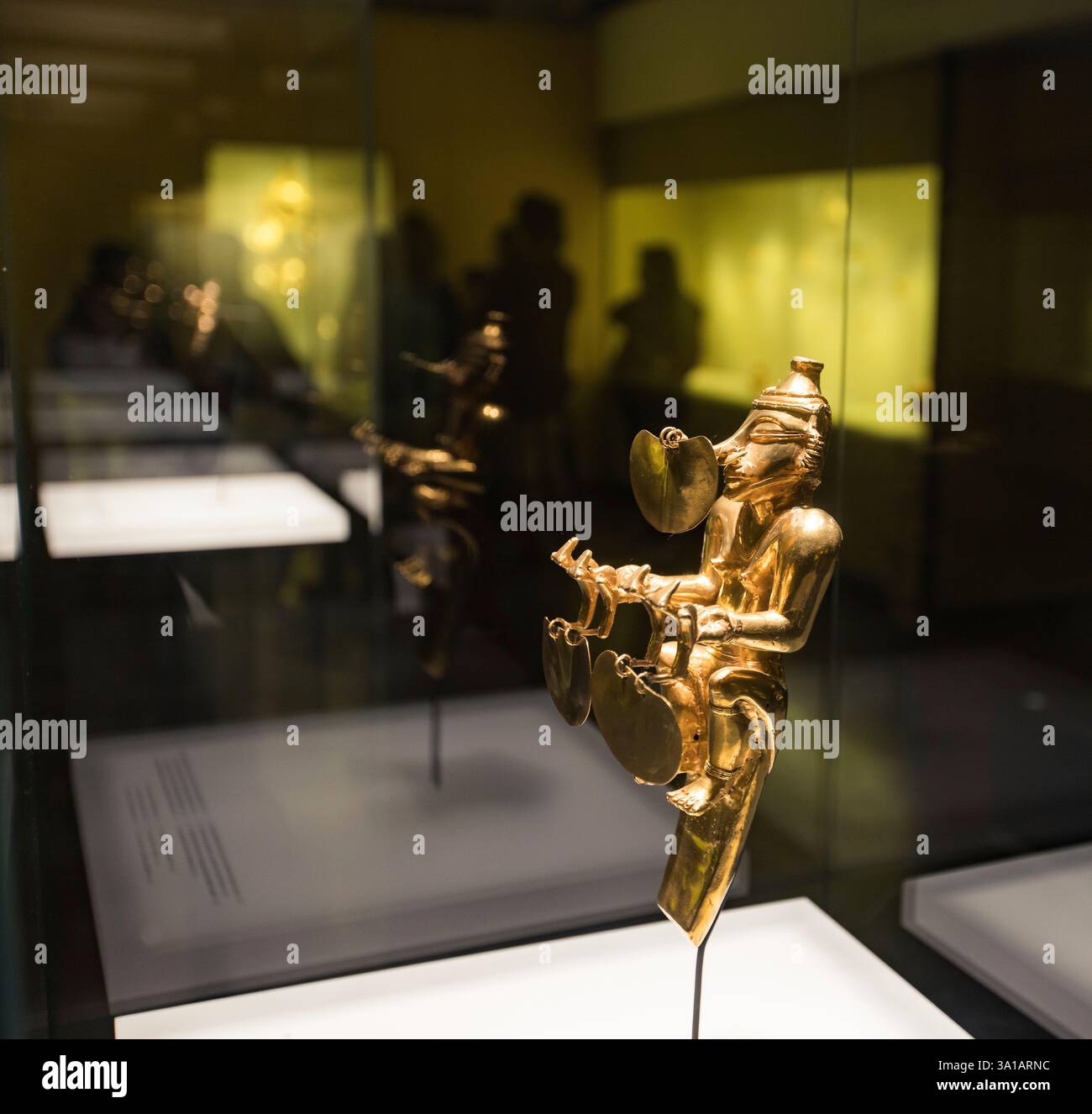 Pre columbian museum piece hi-res stock photography and images - Alamy