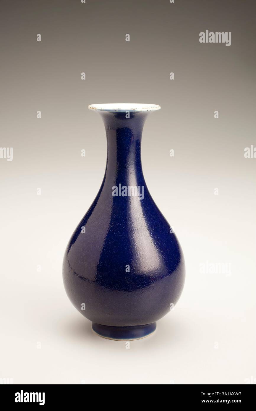 Deep-blue vase, 1700s Stock Photo - Alamy