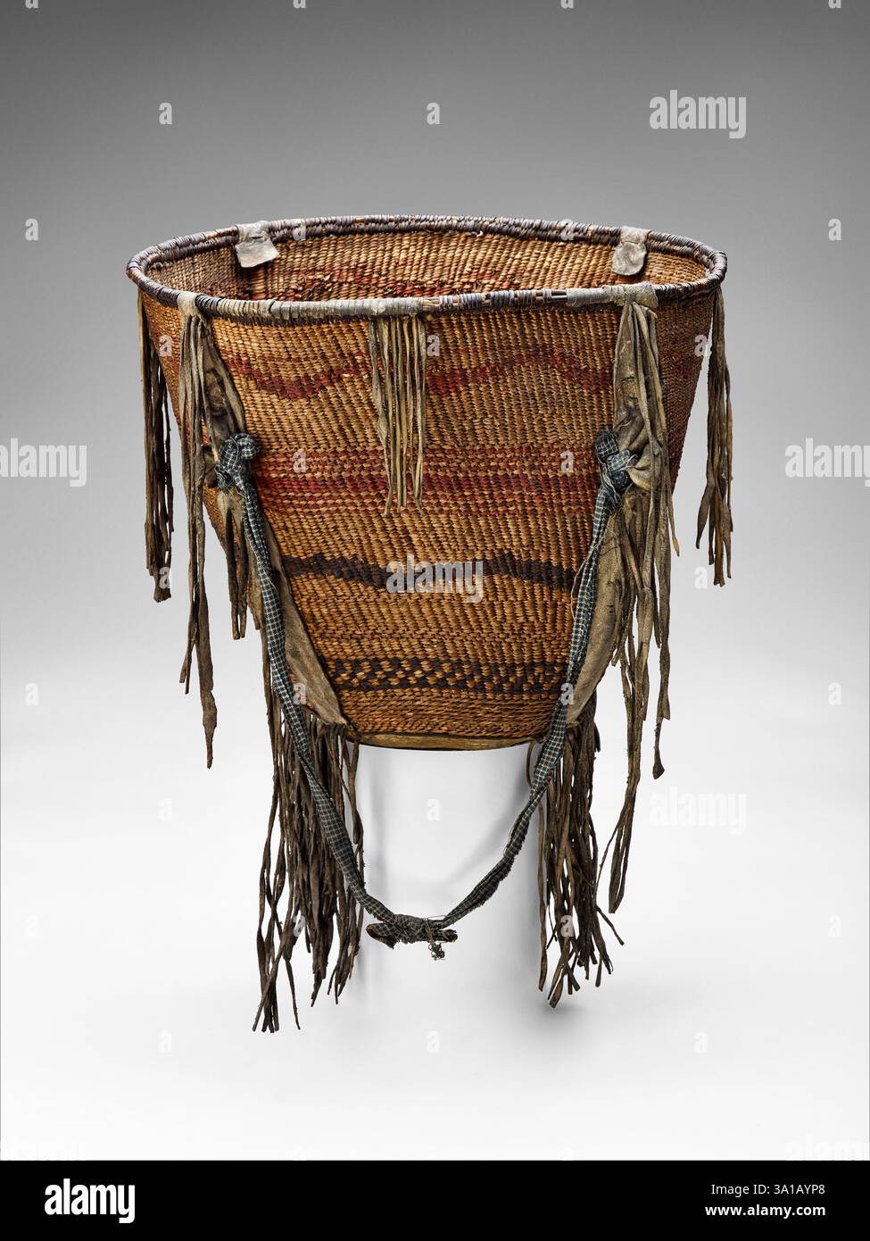 Burden basket, 1880-1910 Stock Photo - Alamy