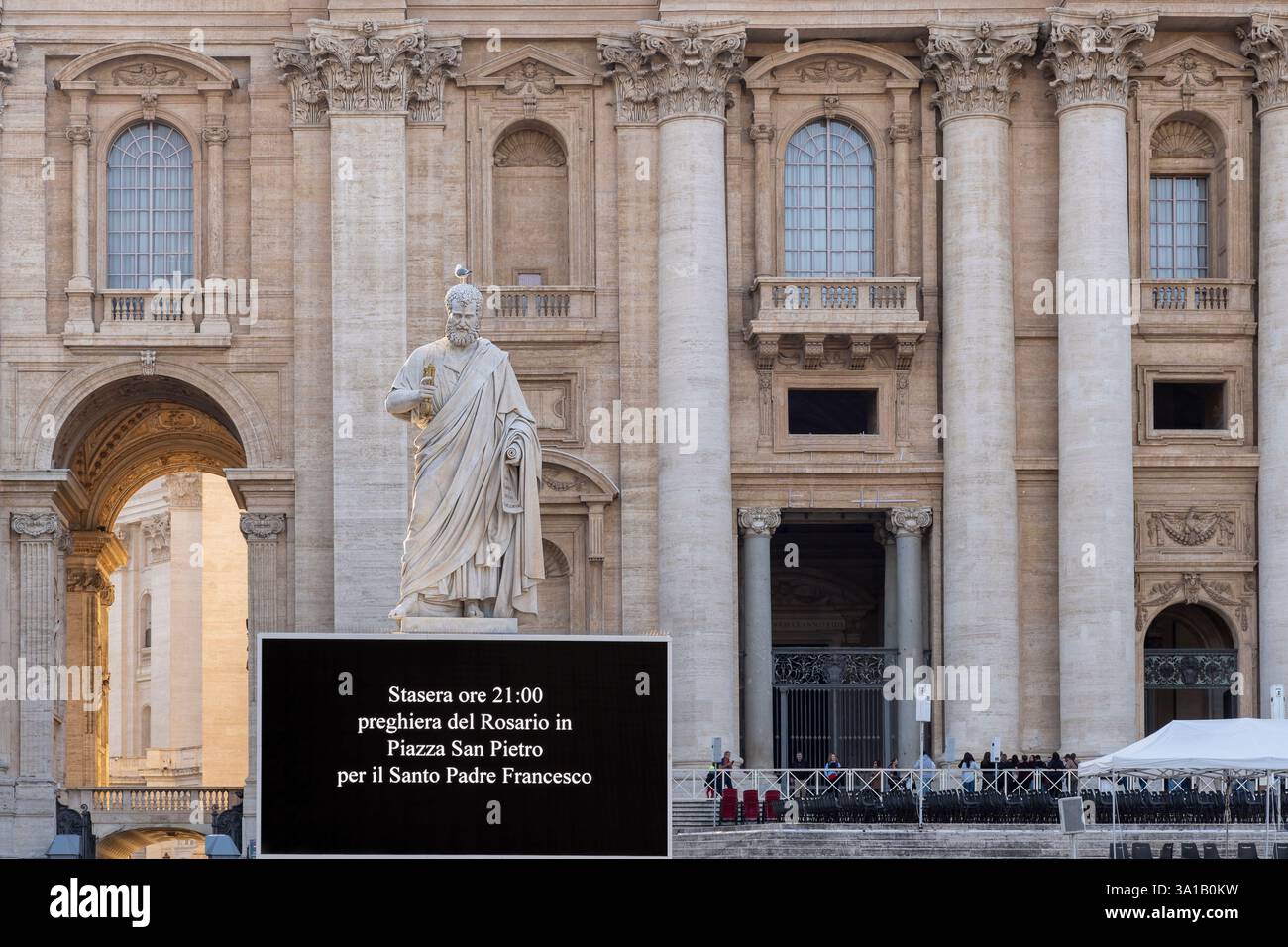 Pope francis rome hi-res stock photography and images - Alamy