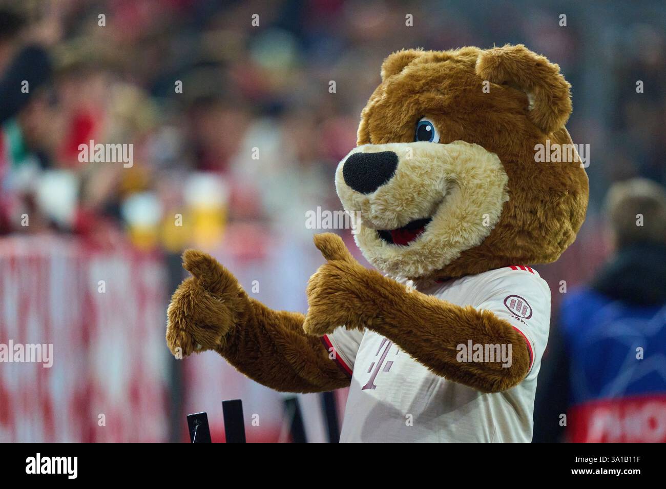 Munich, Germany. 05th Mar, 2025. FCB mascot Bernie, Maskottchen, in the ...
