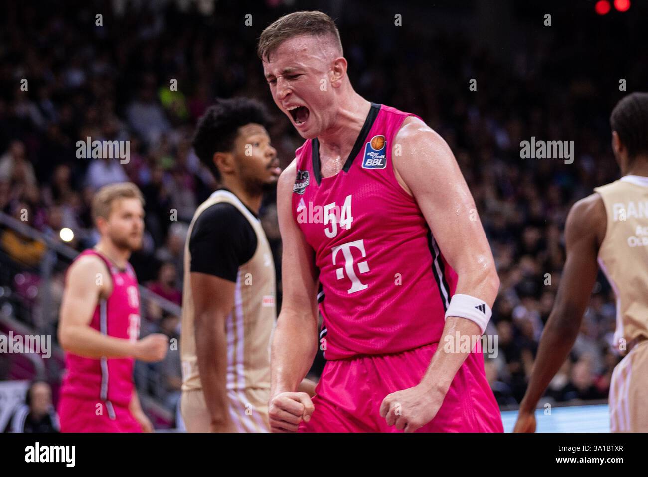 Bonn, Deutschland. 07th Mar, 2025. Thomas Kennedy (Telekom Baskets Bonn ...