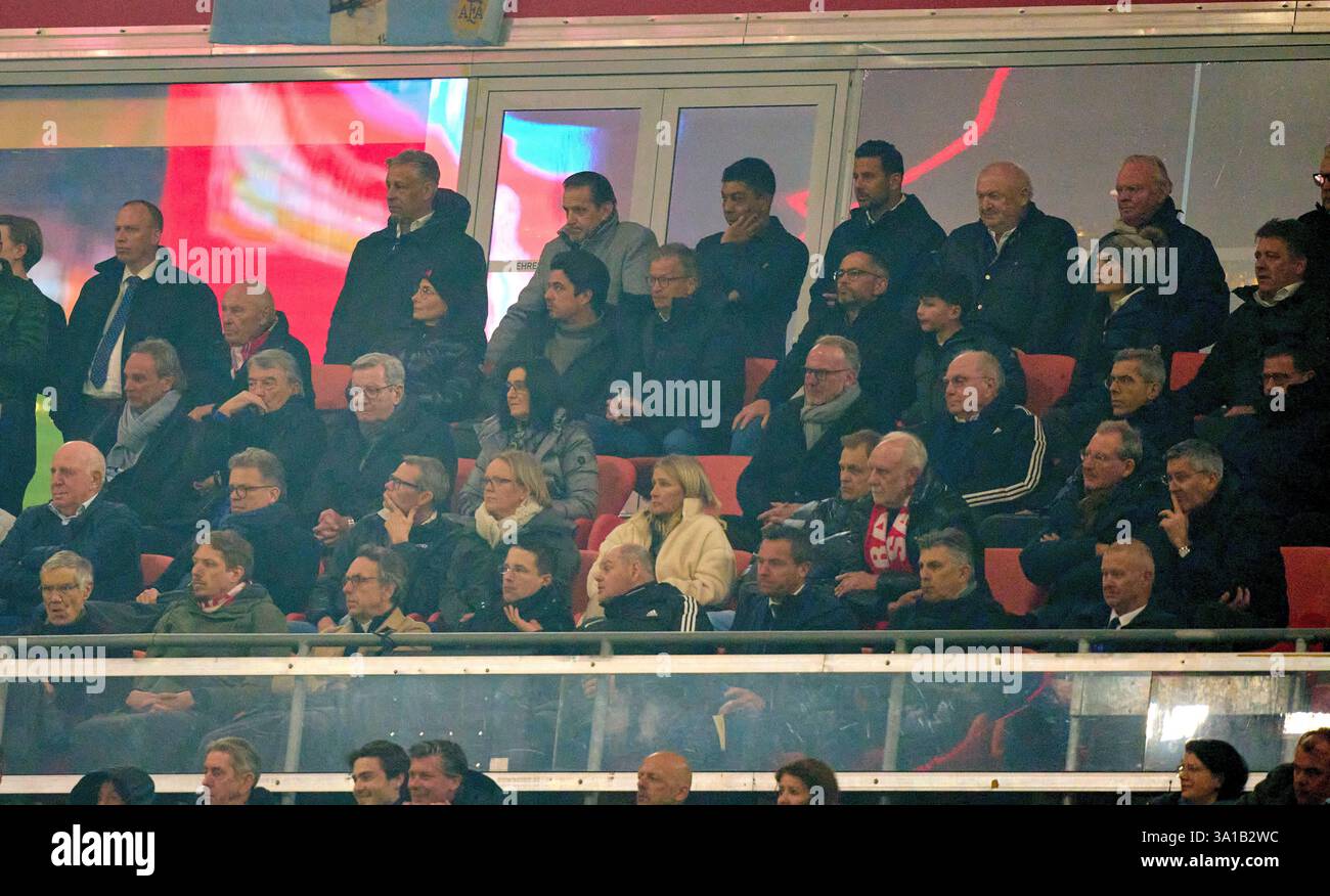 Karl-Heinz Rummenigge (CEO, Vorstandsvorsitzender FCB AG), Herbert ...