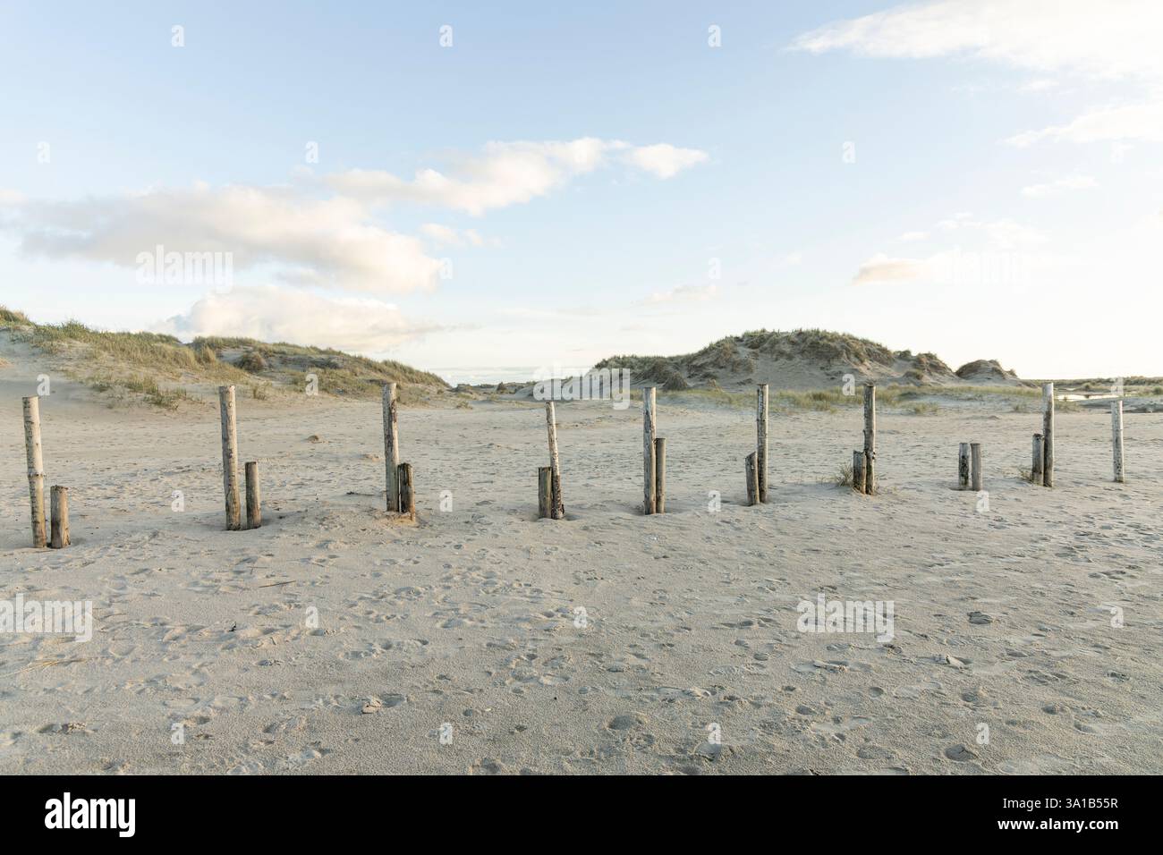 The expanse on the beach with sun and clouds near Lakolk on Romo ...