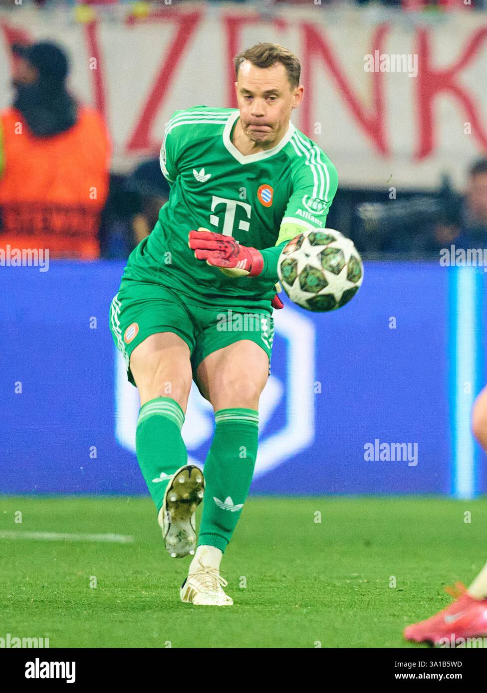 Munich, Germany. 05th Mar, 2025. Manuel NEUER, goalkeeper FCB 1 in the ...