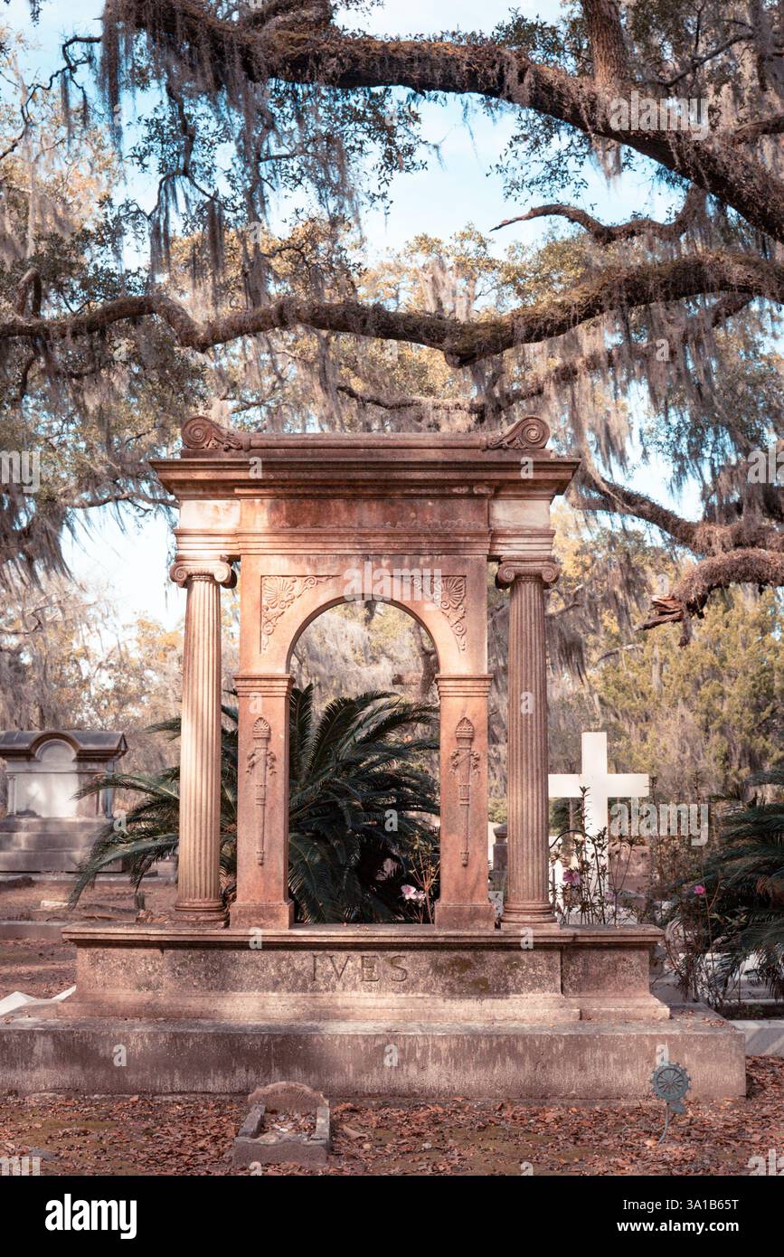 bonaventure, georgia, savannah, cemetery, headstone, spanish moss ...