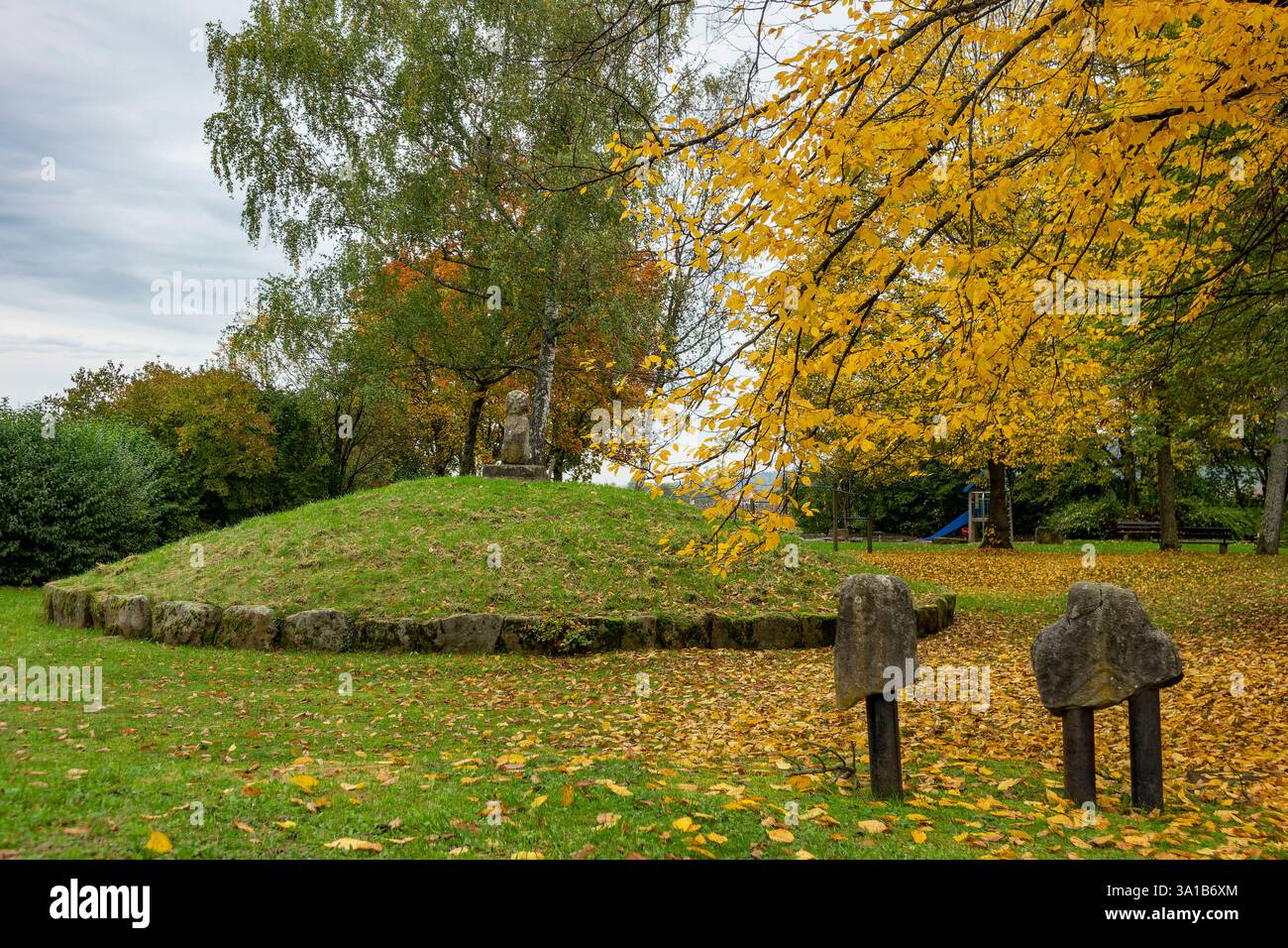 Tübingen - Kilchberg, Early Celtic burial mound from the Hallstatt ...