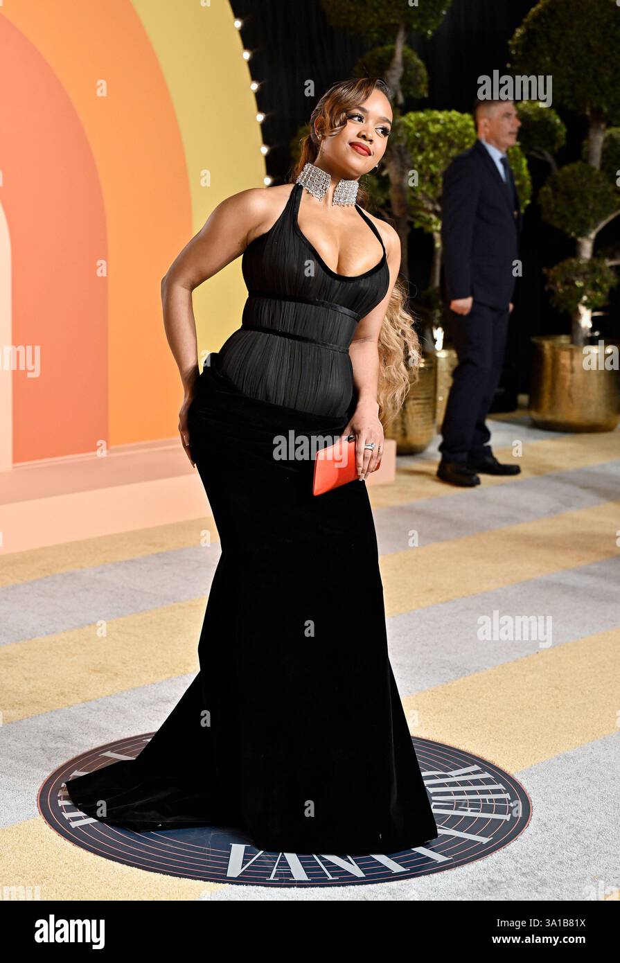 Gabriella Wilson aka H.E.R. arrives at the Vanity Fair Oscar Party on ...