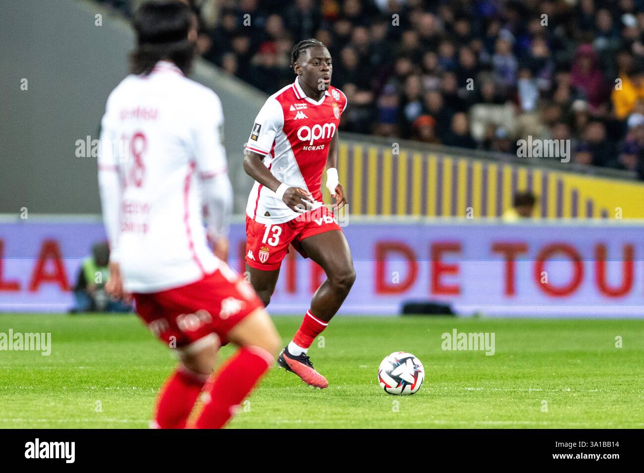 Christian Mawissa Elebi of Monaco warming up before the French ...