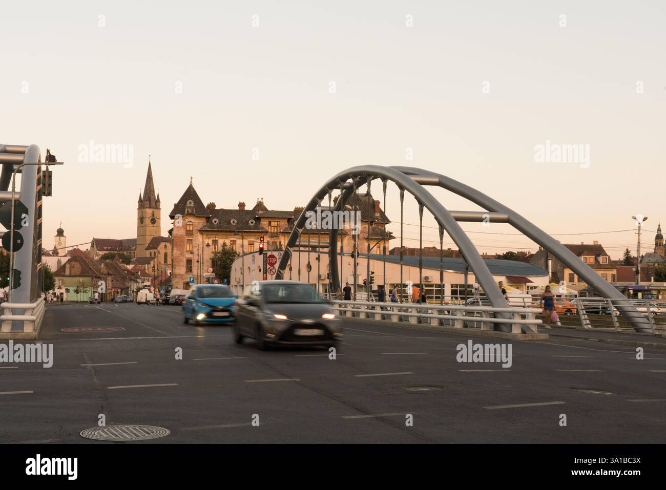 Cars cross the modern bridge Stock Photo - Alamy